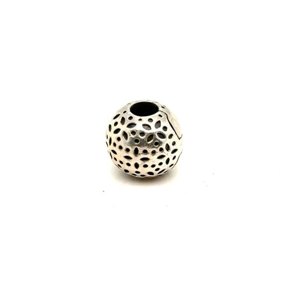 Pandora | Jewelry | Pandora Flower Dot Clip Charm | Poshmark